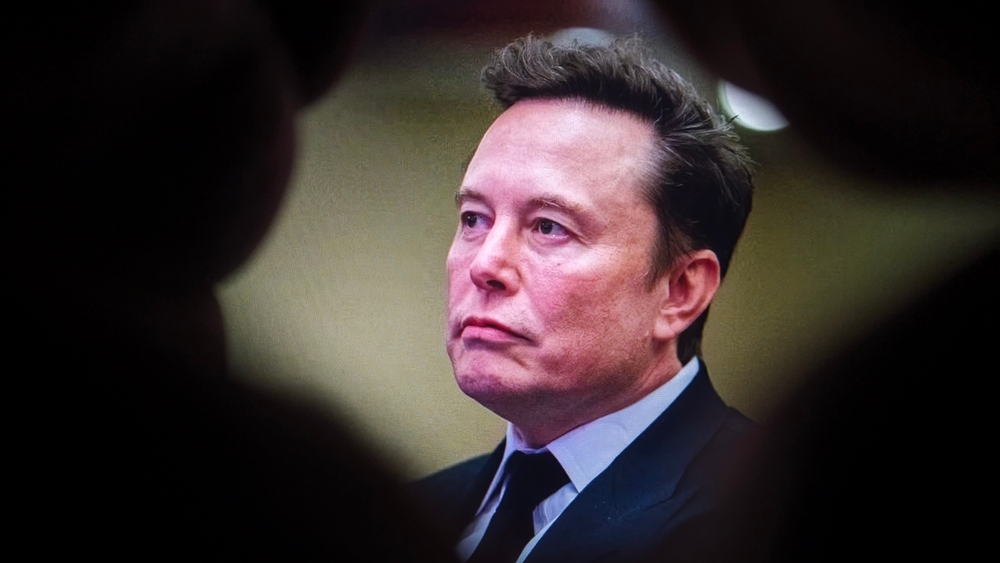 Elon Musk stempler den spanske statsministeren "Dirty Sánchez" som ...