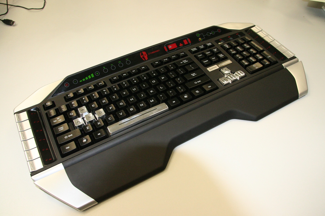 Test: Saitek Cyborg Keyboard