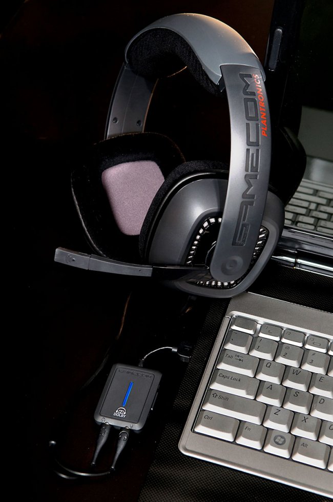 Plantronics headset med Dolby teknologi - - Gamereactor