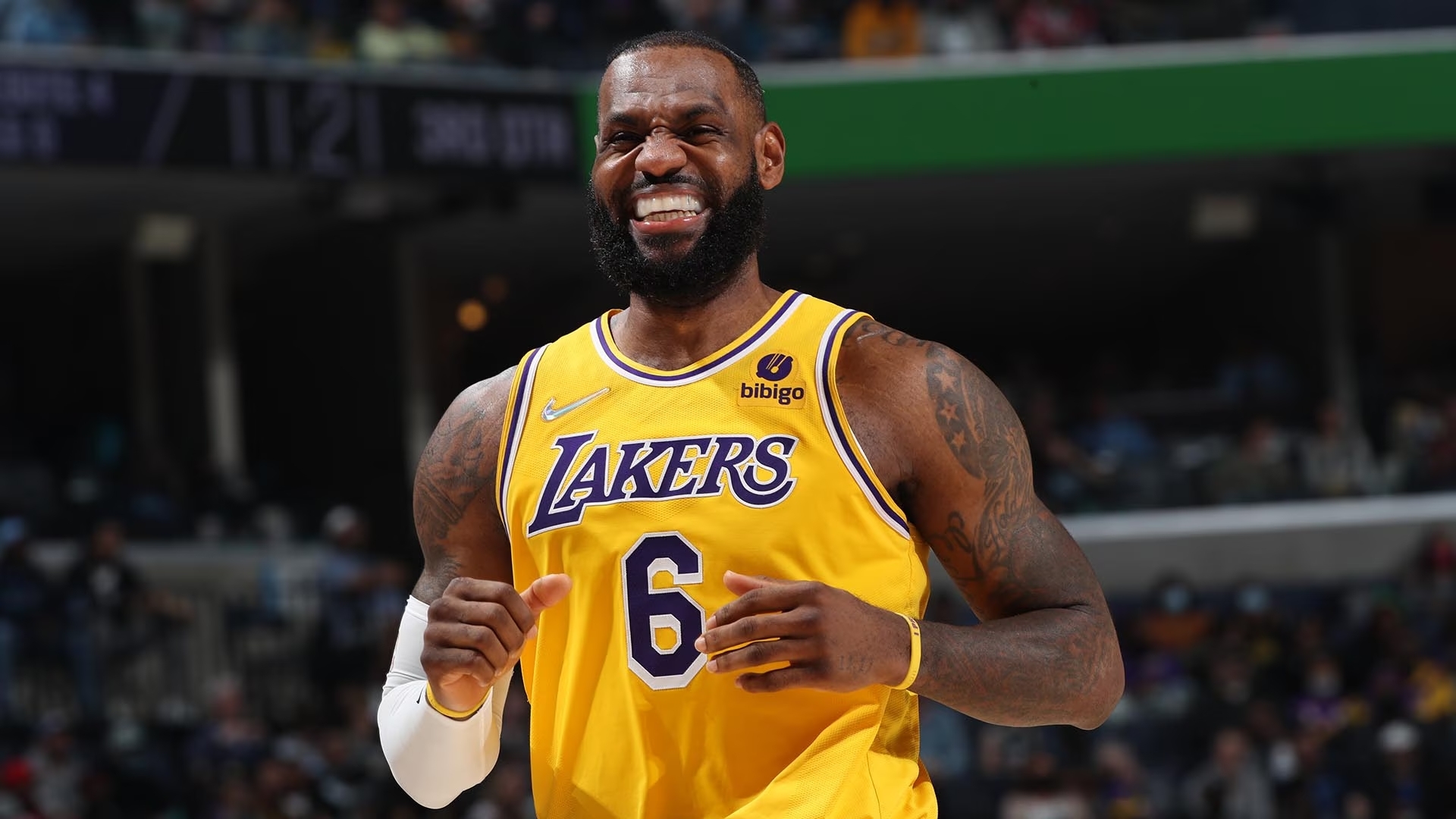 LeBron James blir den første NBA-spilleren som gjør over 50 000 poeng ...