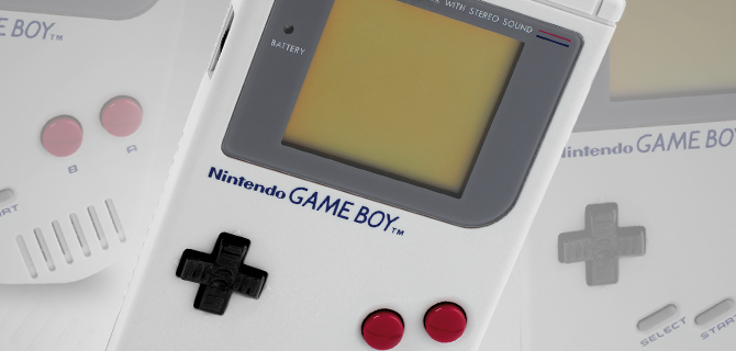 Retro Gameboy Gameplay: Tetris + Castlevania II - - Gamereactor